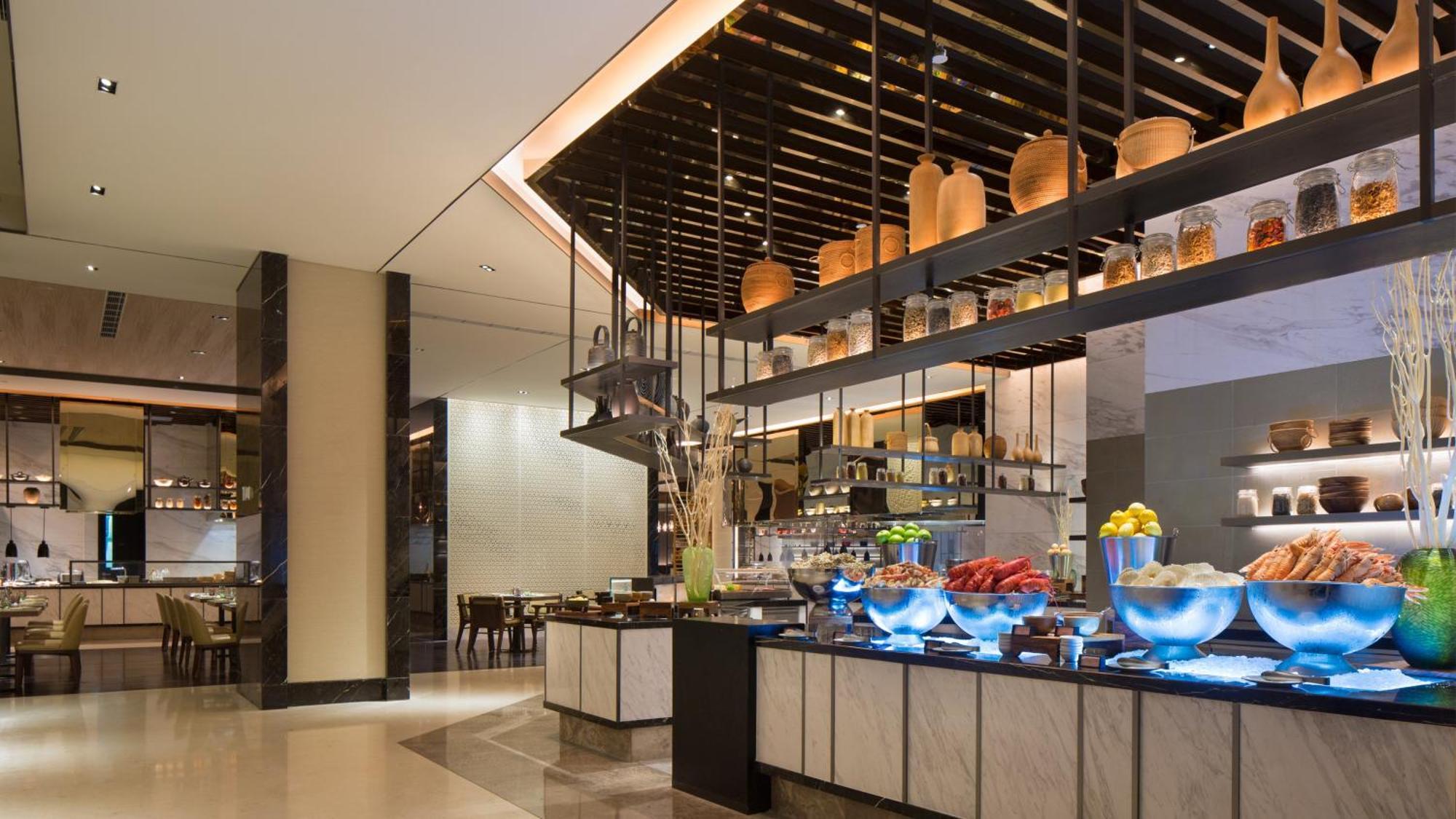INTERCONTINENTAL SHANGHAI NECC | ⋆⋆⋆⋆⋆ | CHINA | SEASON DEALS FROM $139