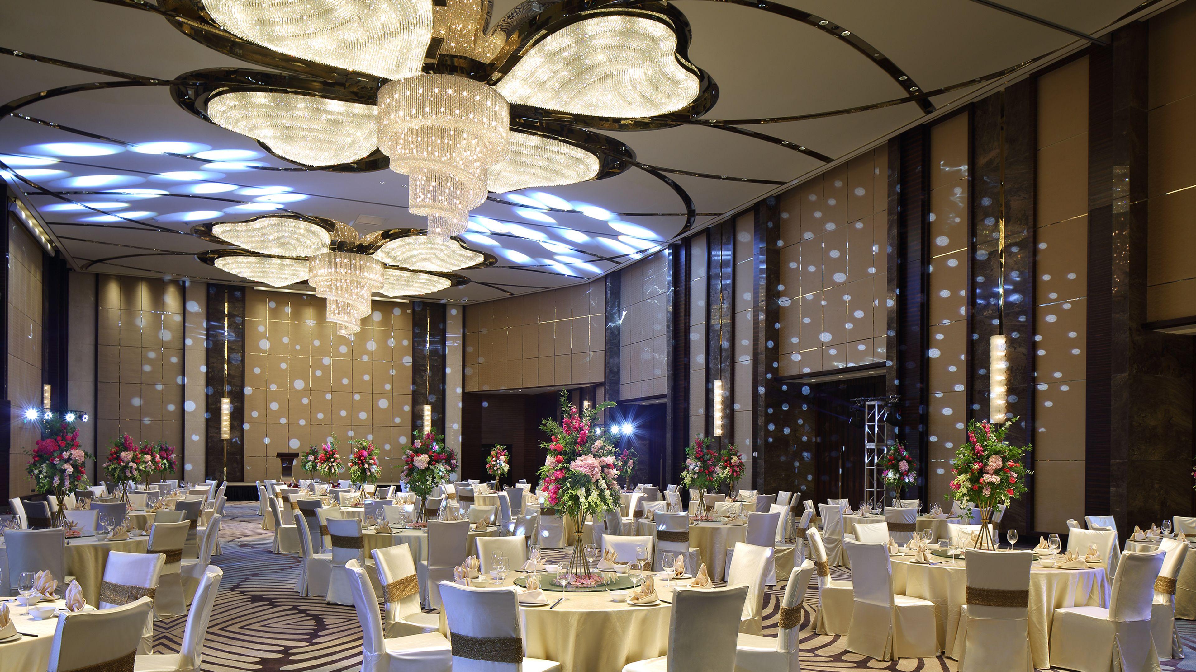 INTERCONTINENTAL SHANGHAI NECC | ⋆⋆⋆⋆⋆ | CHINA | SEASON DEALS FROM $139